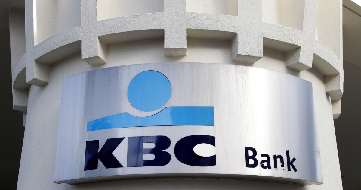 Cork bank manager in High Court action to prevent 'contrived redundancy'