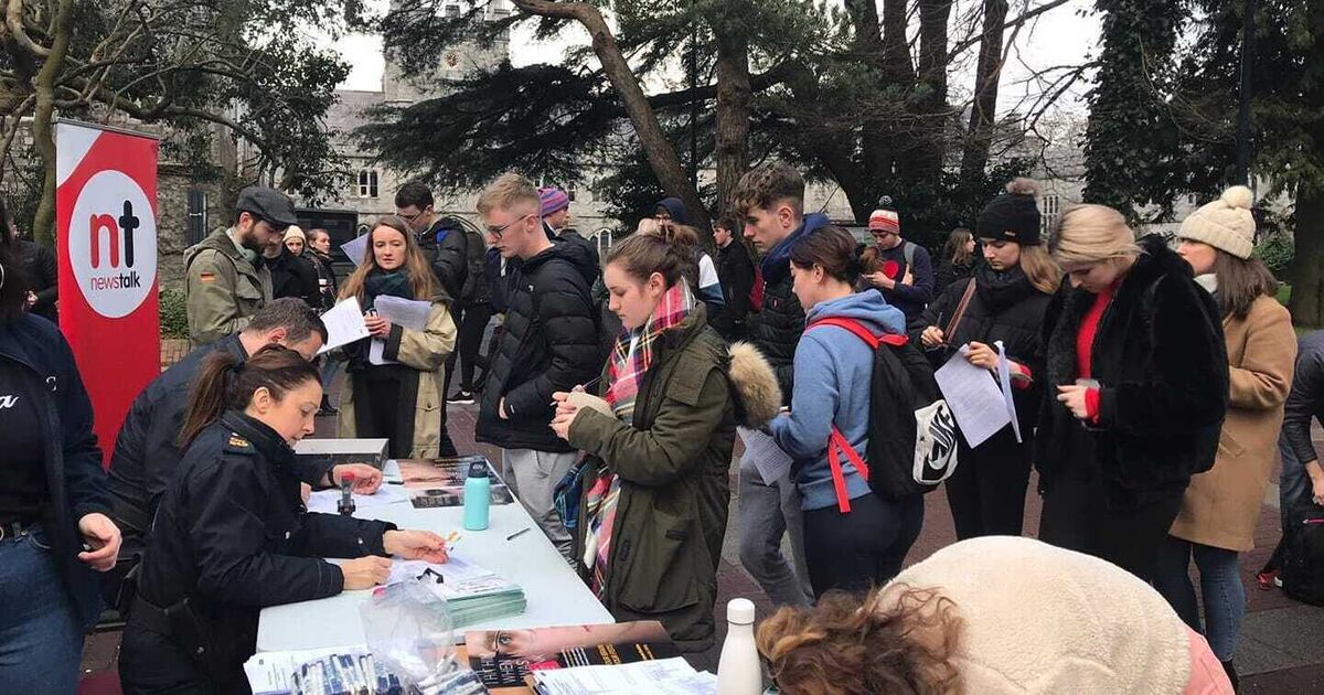 Hundreds of UCC students register to vote