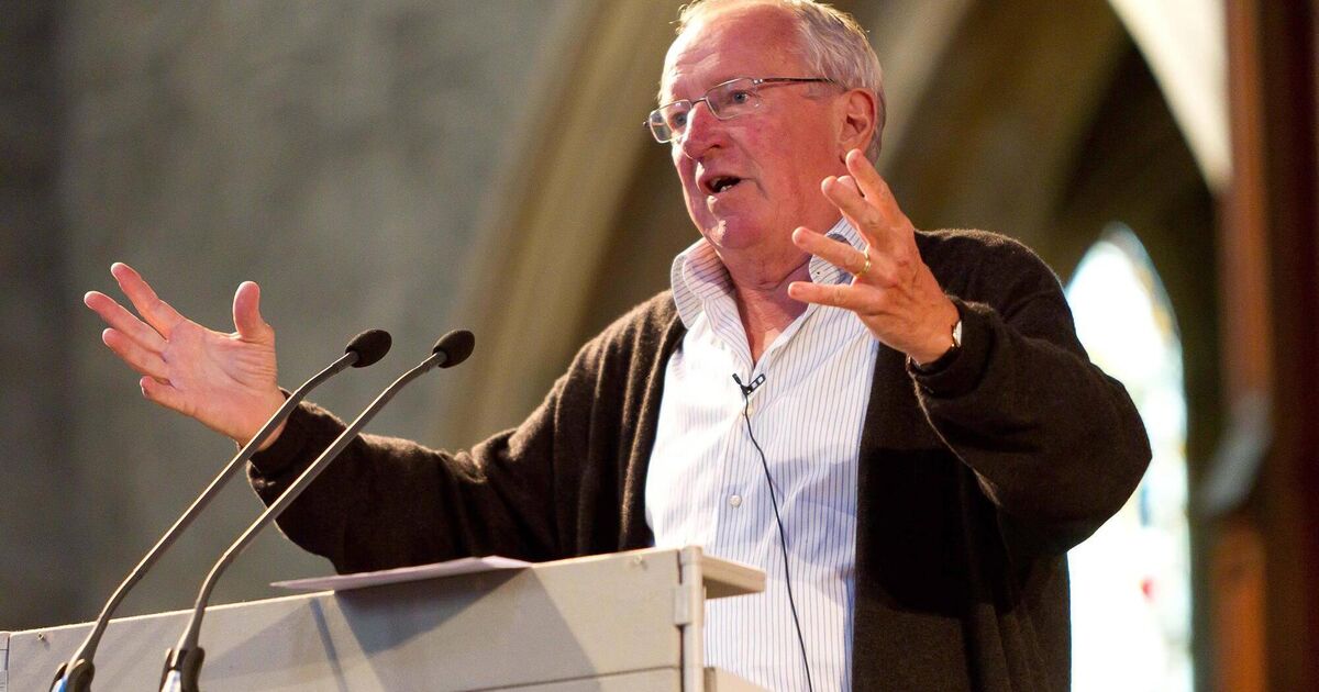 Renowned journalist Robert Fisk to speak in Cork