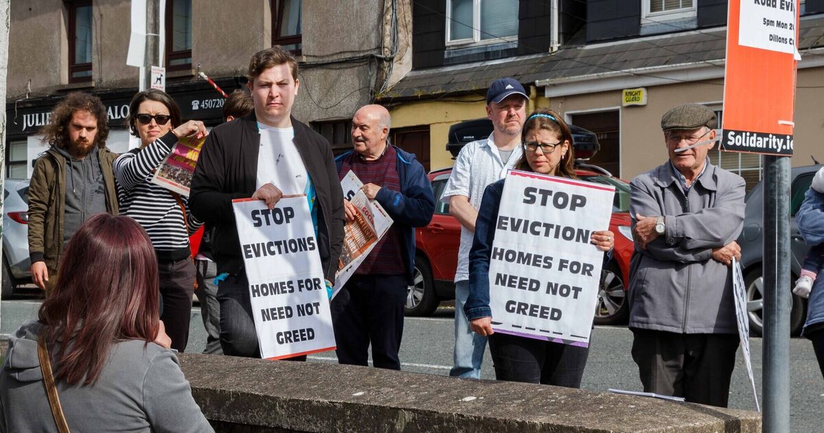 Evictions resisted at Dillon’s Cross protest