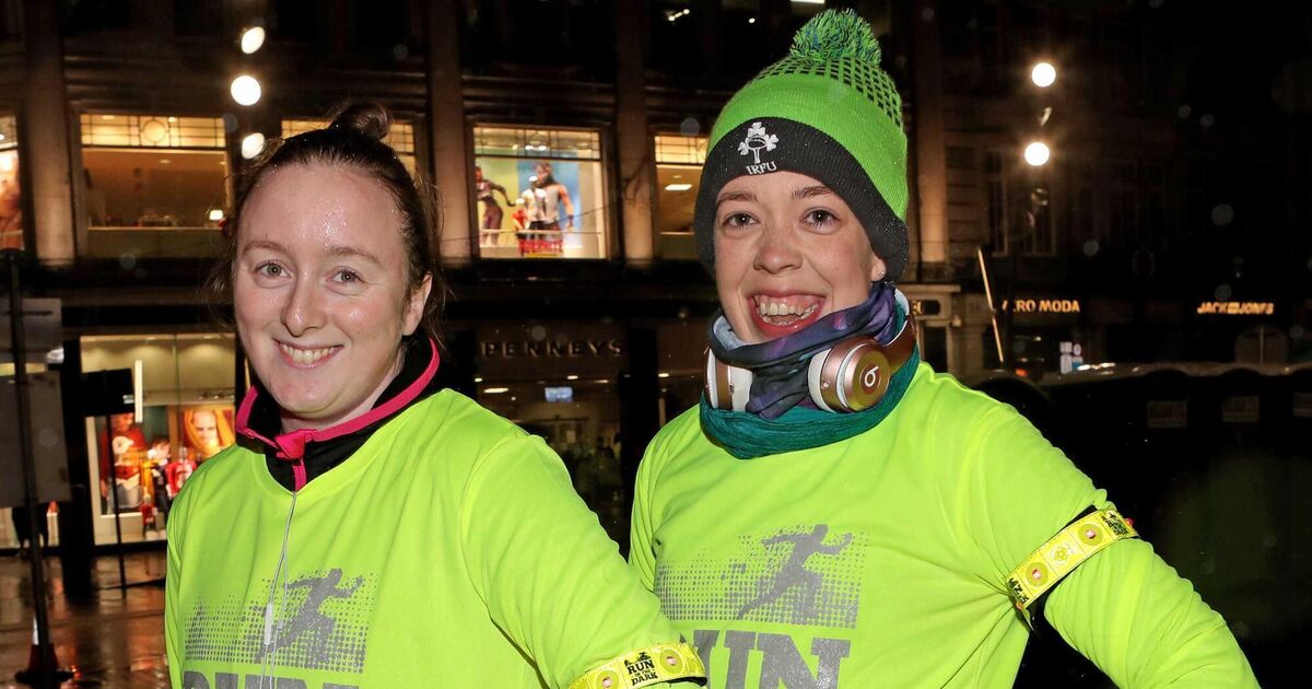 Thousands run in the dark for the Mark Pollock Trust