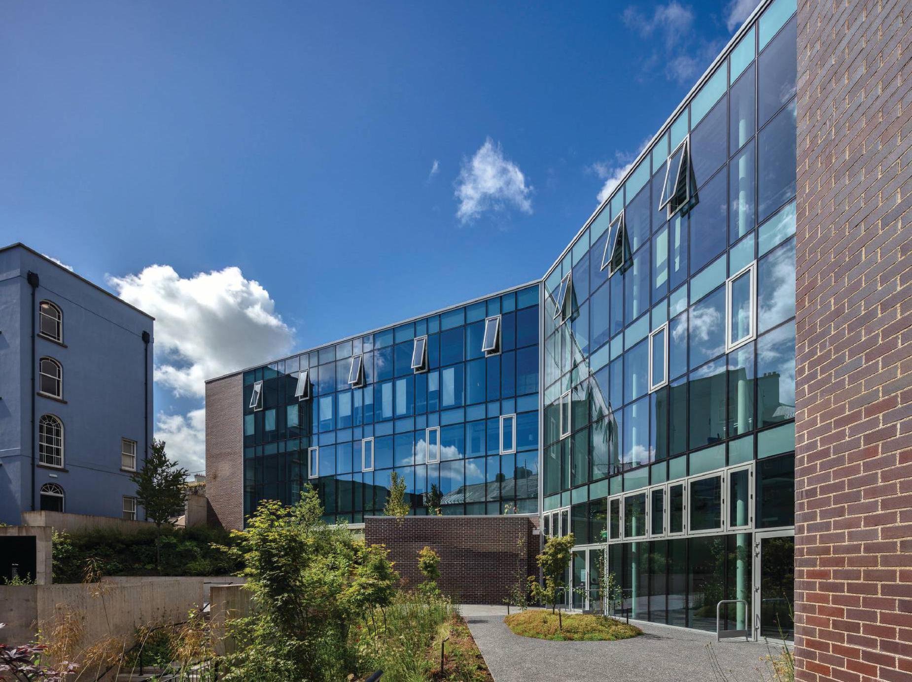 New school of architecture to build on colleges’ success