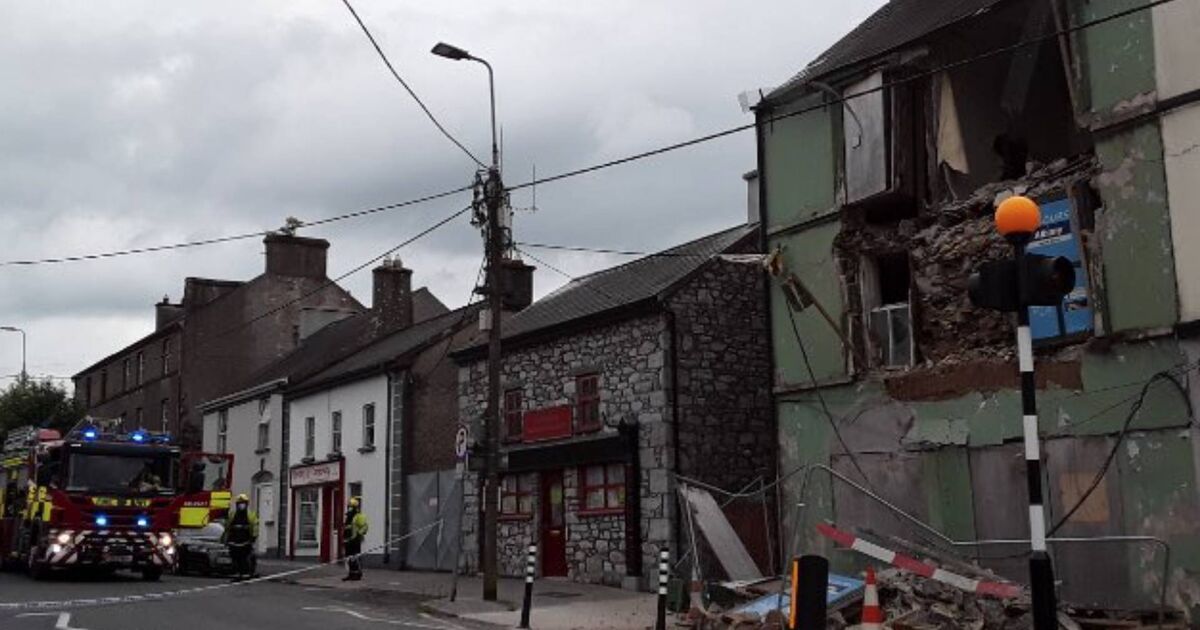 LATEST: Demolition company to make nearby structures safe following ...
