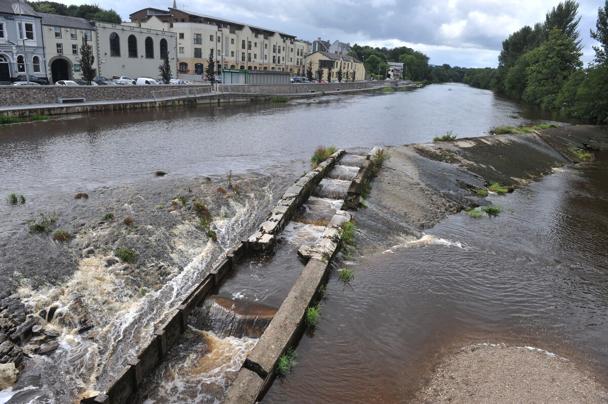 Fermoy weir saga has rowers in troubled waters