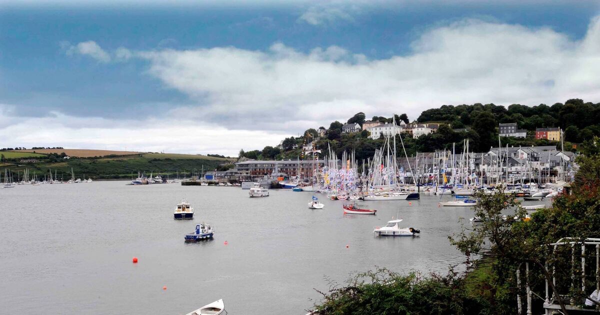 Man rescued from famous Cork beauty spot in multi-agency operation