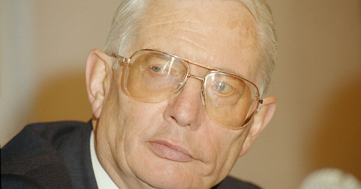Dr Tony Barry, 'one of Ireland’s most significant business leaders ...