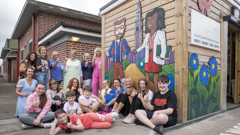 Teens’ display of colour at Mercy Injury Unit