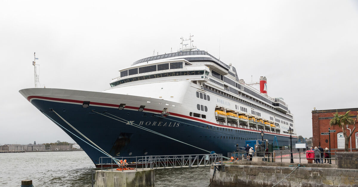 Port of Cork waves goodbye to last liner of the season