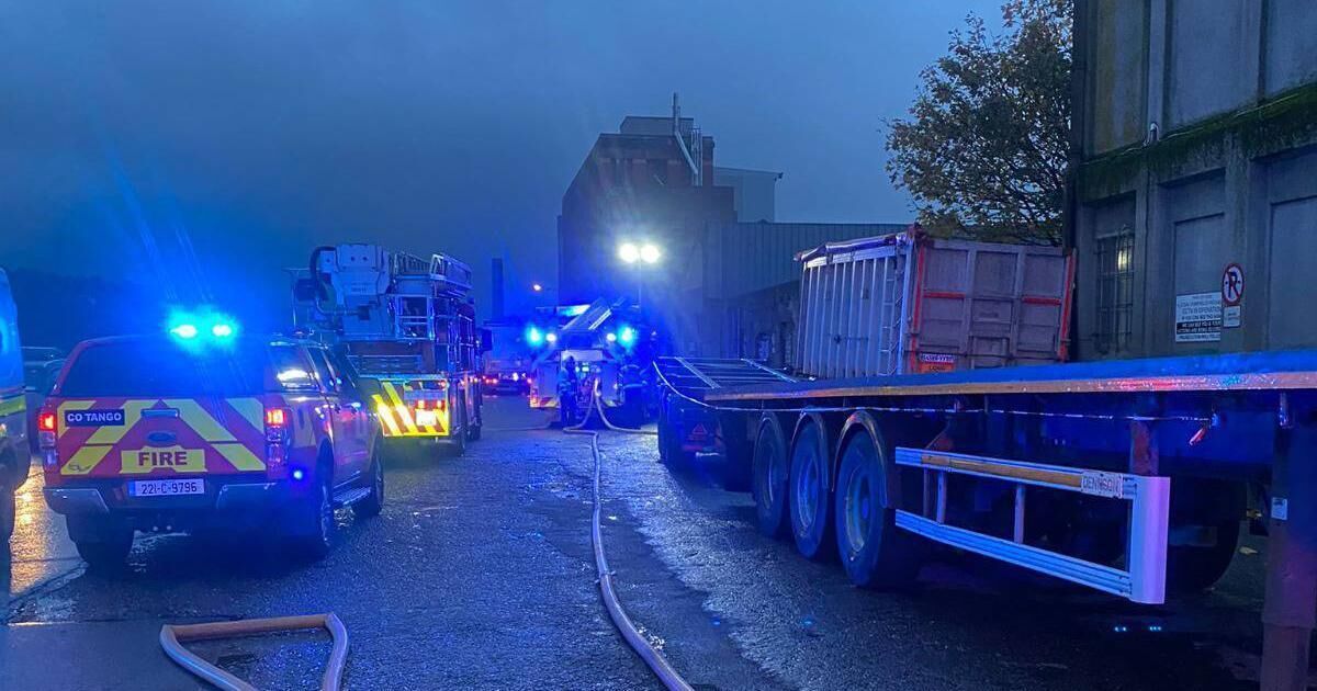 Cork City Fire Service crews tackle fire at former R+H Hall building