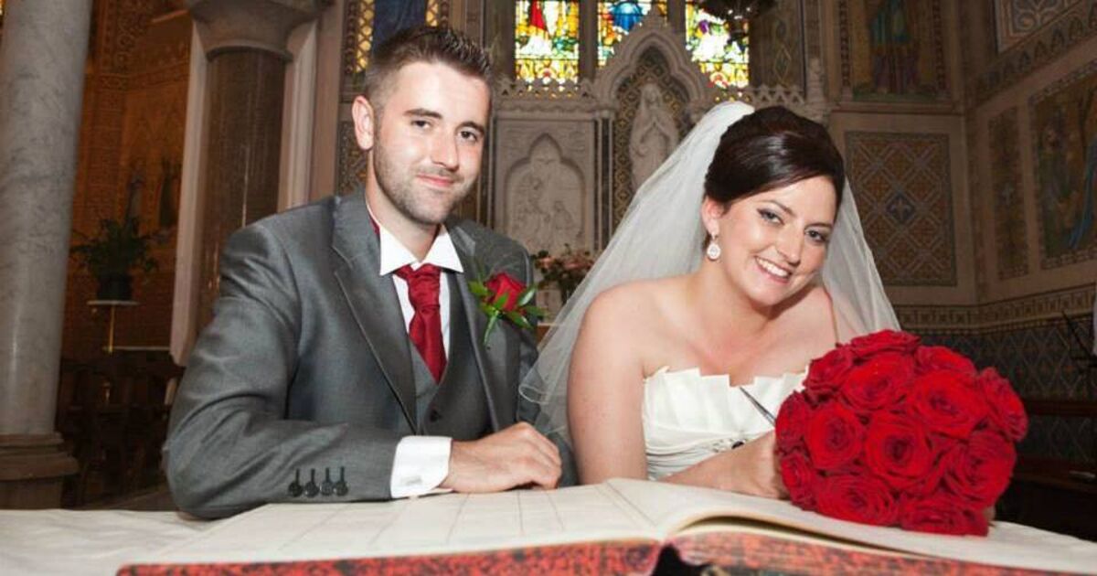 Heartthrob in shopping centre who was ‘Nevin sent’ for Evie!