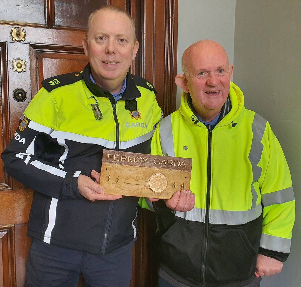 Cope Foundation service user Seán gifts keyholder to local Fermoy gardaí