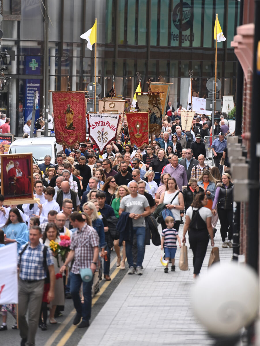 WATCH: Crowds gather for first Eucharistic Procession in Cork city ...