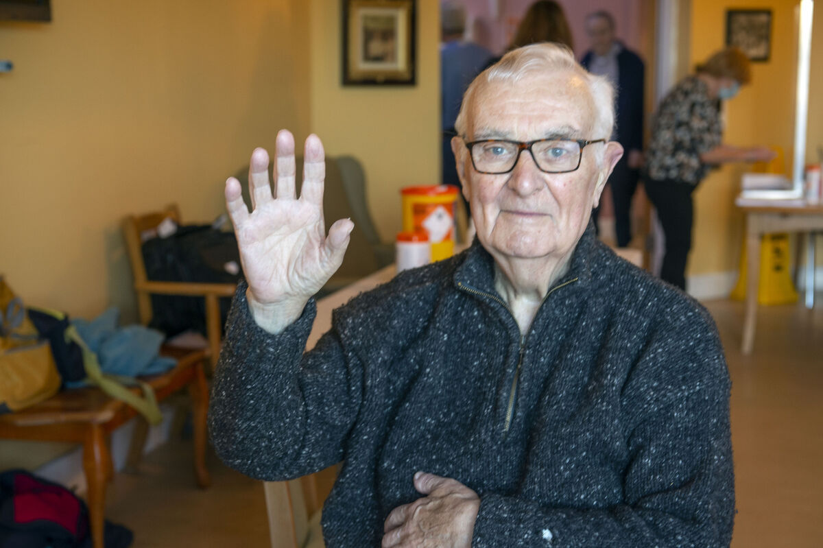 Plaque unveiled in honour of dedicated public representative Noel Collins