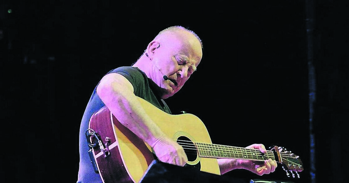 Christy Moore wows Cork's big top yet again