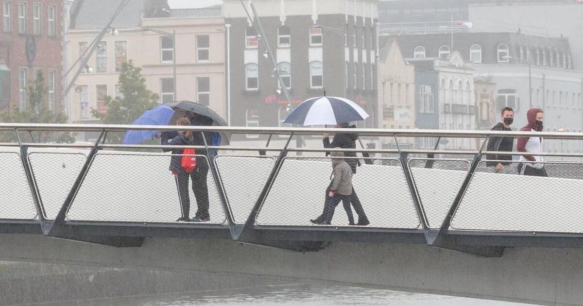 Met Éireann warns of possibility of localised flooding in Cork