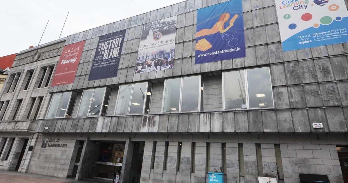 Cork City Library 'reluctantly' made decision to close due to protest