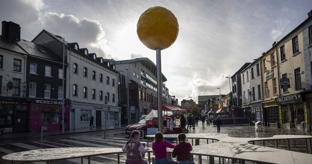 Urban Sculpture Trail unveils its latest work in city centre