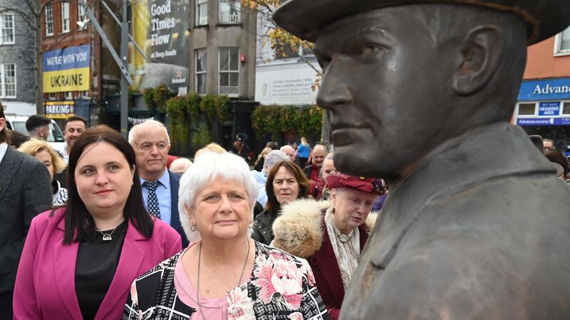 Corkonians sizing up new Collins statue