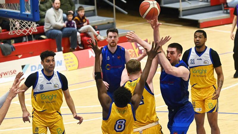 Heaphy and Blount help Neptune get back to winning ways in the Super League