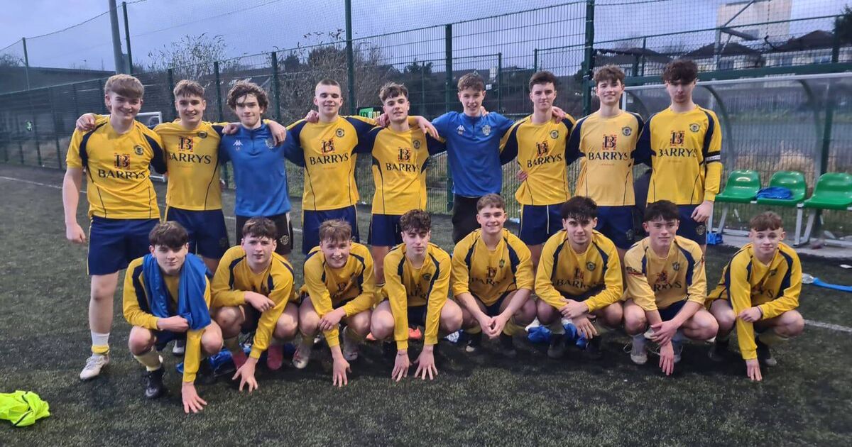 Carrigaline United go the extra yard to knock out Mungret in Munster ...