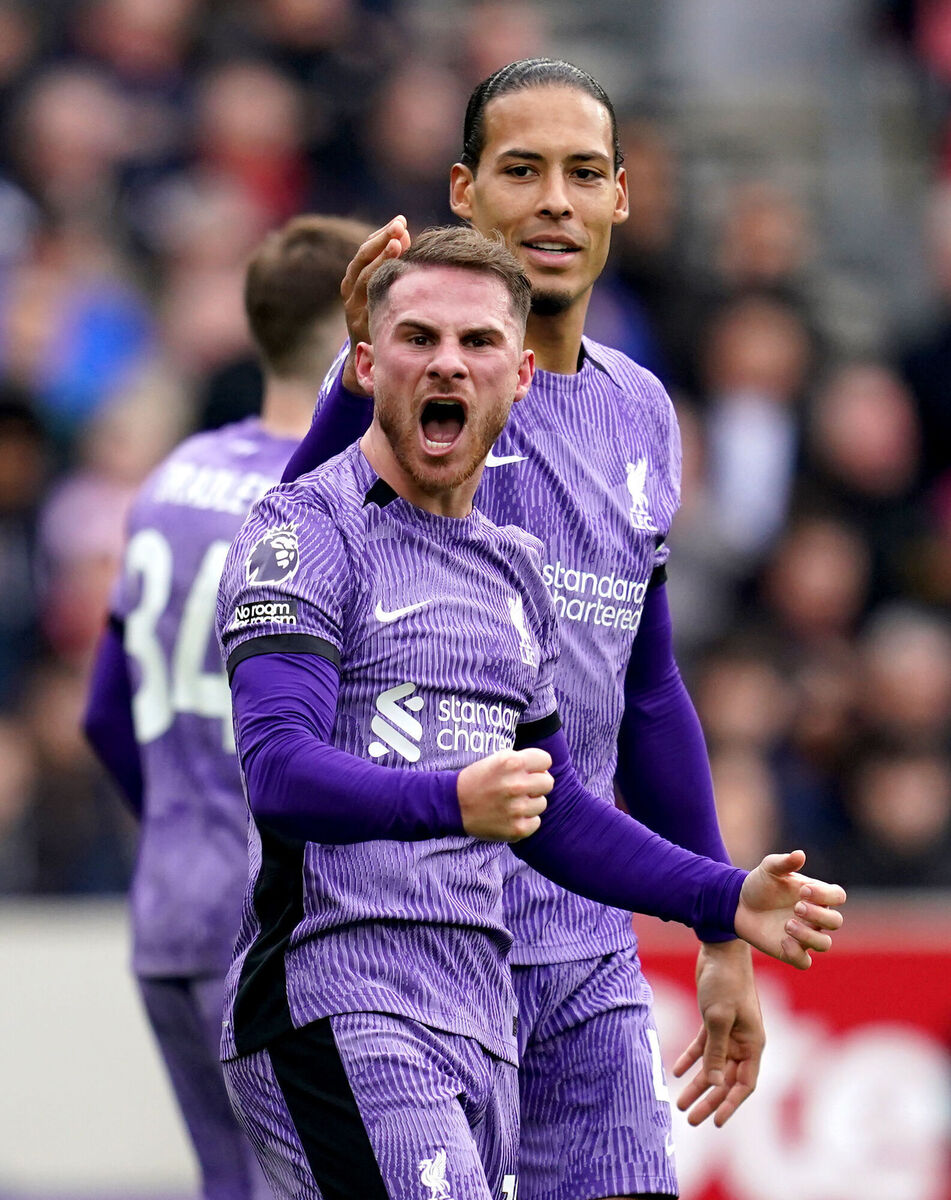 Caoimhín Kelleher helps Liverpool to vital victory away to Brentford