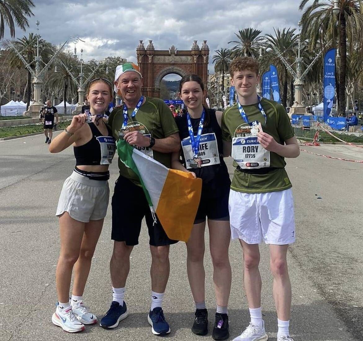 Running in the Barcelona marathon with his three kids was a dream come ...