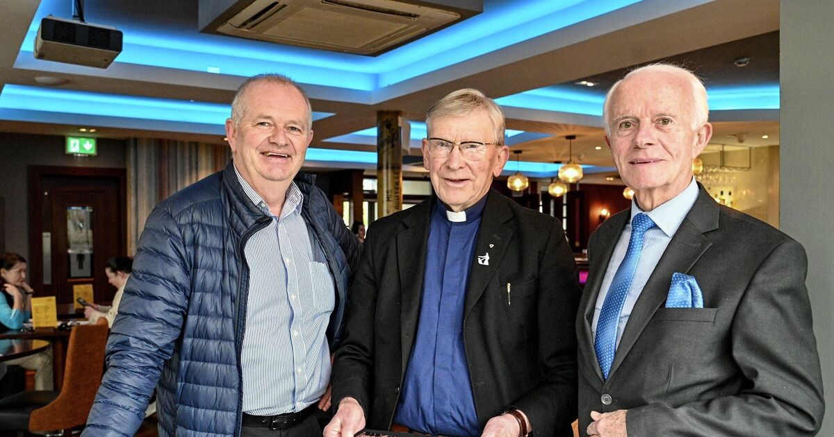 'A thorough gentleman': Praise for former photographer with The Echo