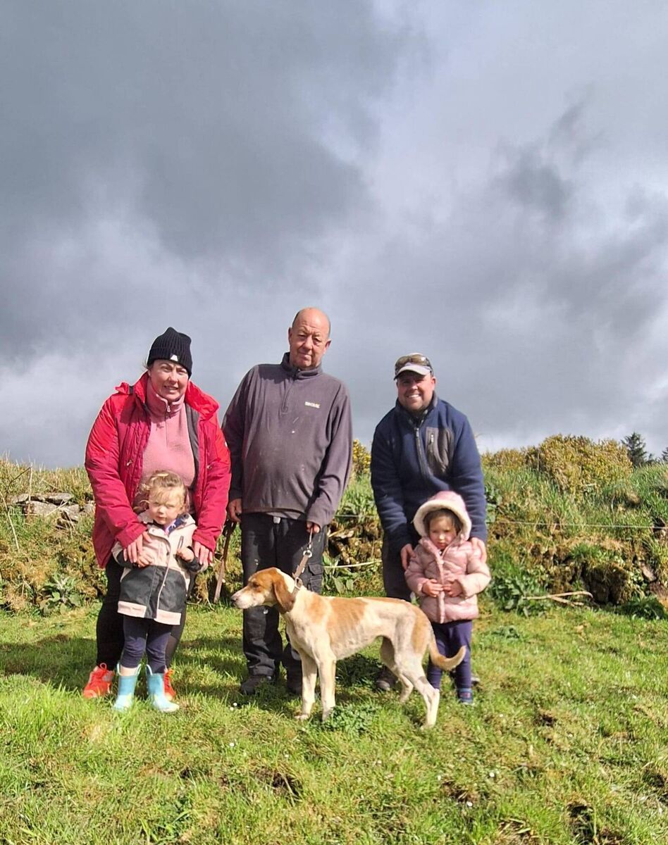 Blue Daisy takes the honours at the Clogheen senior Draghunt