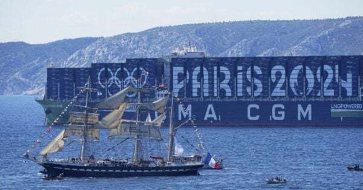 Ship carrying Olympic torch arrives in Marseille amid fanfare and high ...
