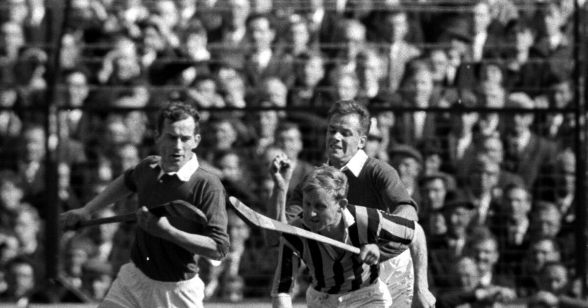 Le père Mick Waters, vainqueur de Cork All-Ireland, est décédé ...