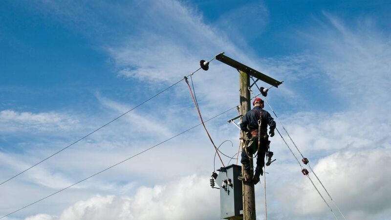 Over 1,000 without power in Kinsale as electrical pole on fire