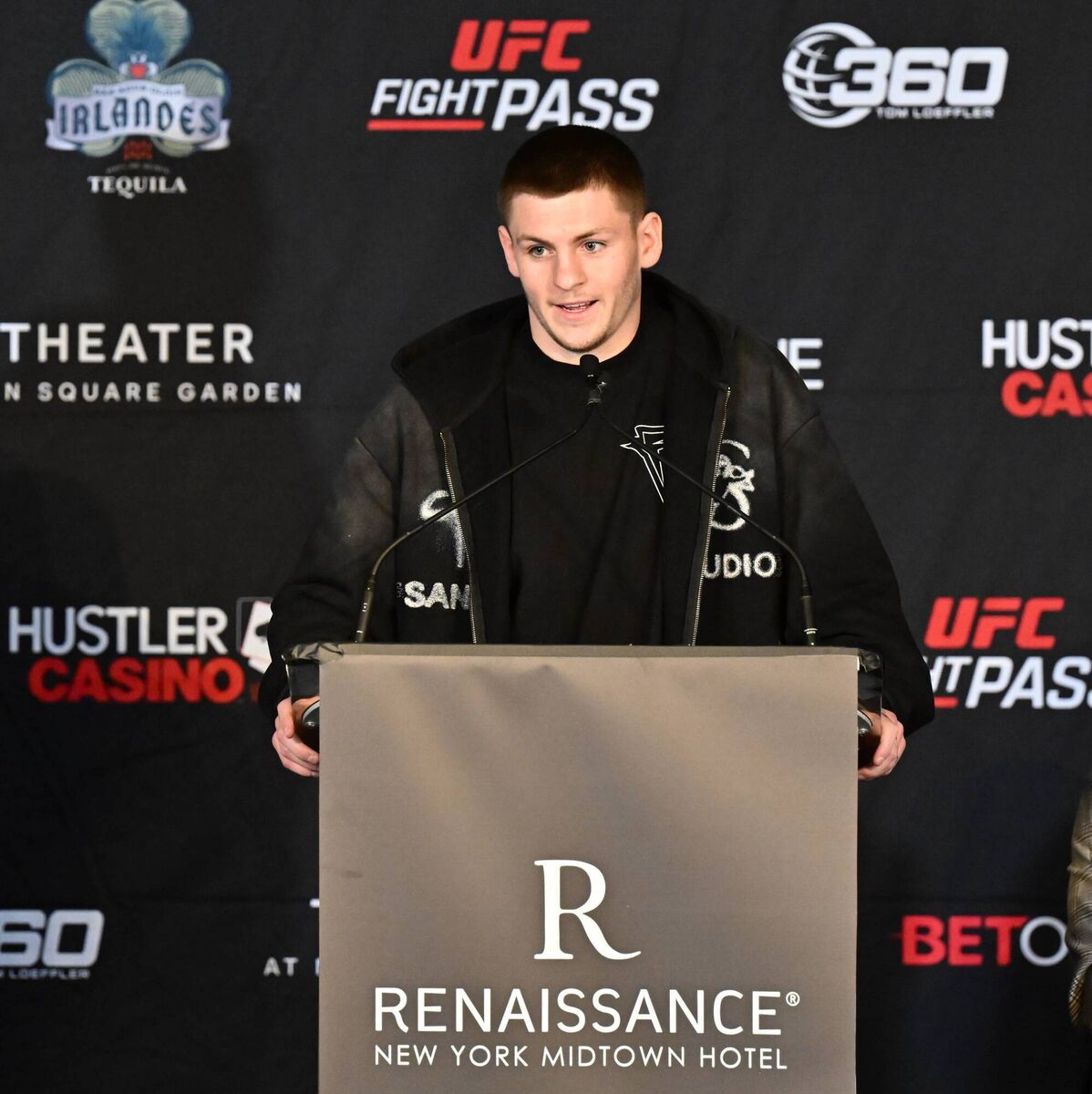 Cork’s Callum Walsh delivers devastating first-round KO at Madison ...