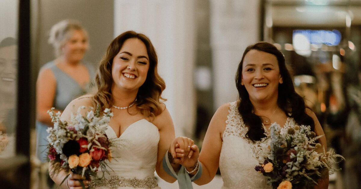 Pahindot.co. once it was verified and the booking made, the